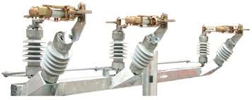 CUCHILLA TRIPOLAR 34.5 KV